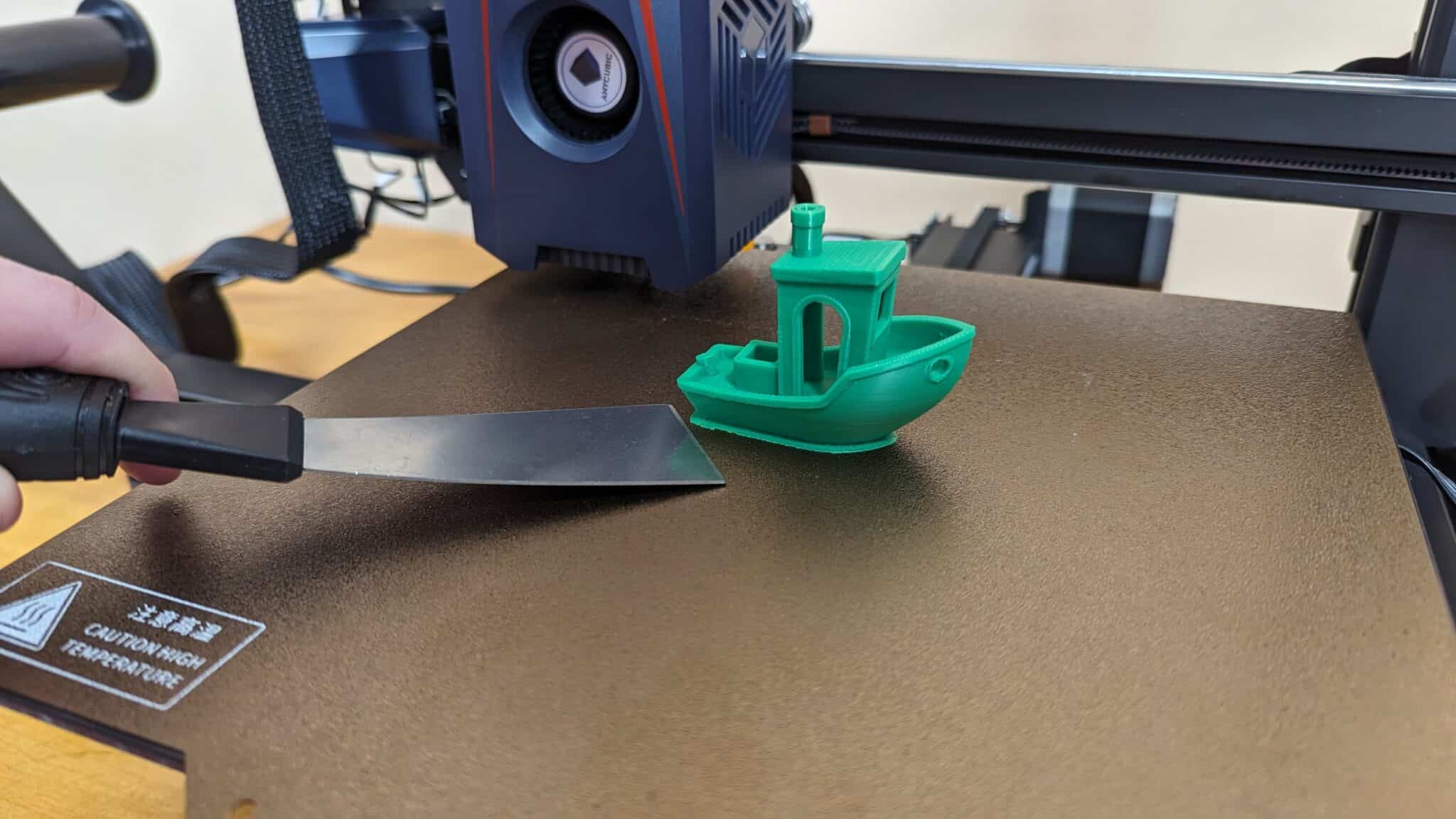 How to Remove 3D Prints from the Bed: 6 Safe & Easy Methods